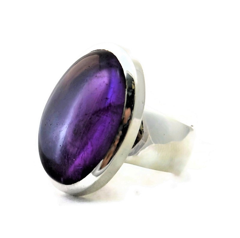 Oval Amethyst Ring - בדרך הטבע