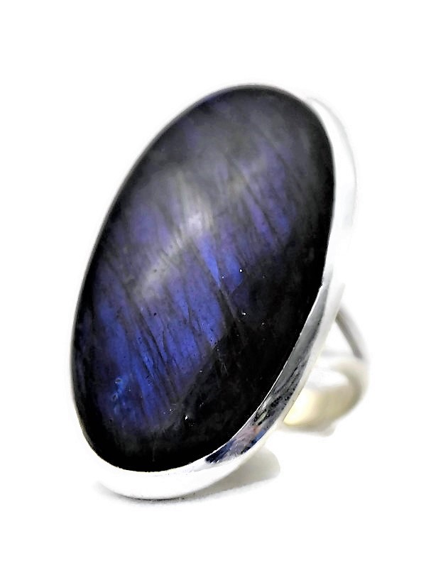 Oval Labradorite Ring - בדרך הטבע
