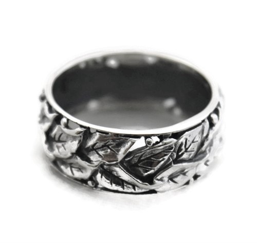 Round Leaves Ring