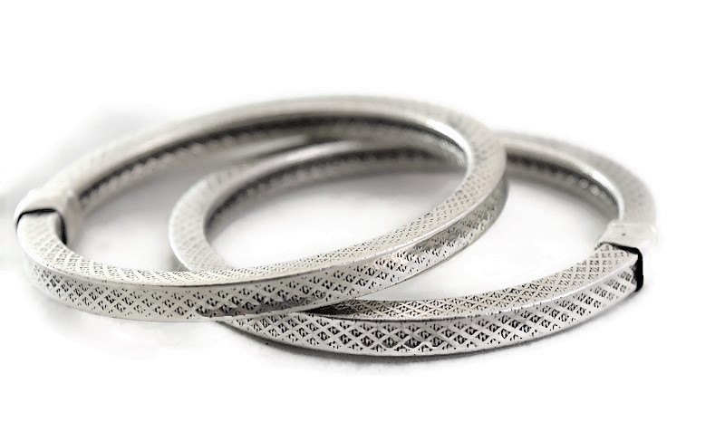 Silver Hoop Bracelet - בדרך הטבע